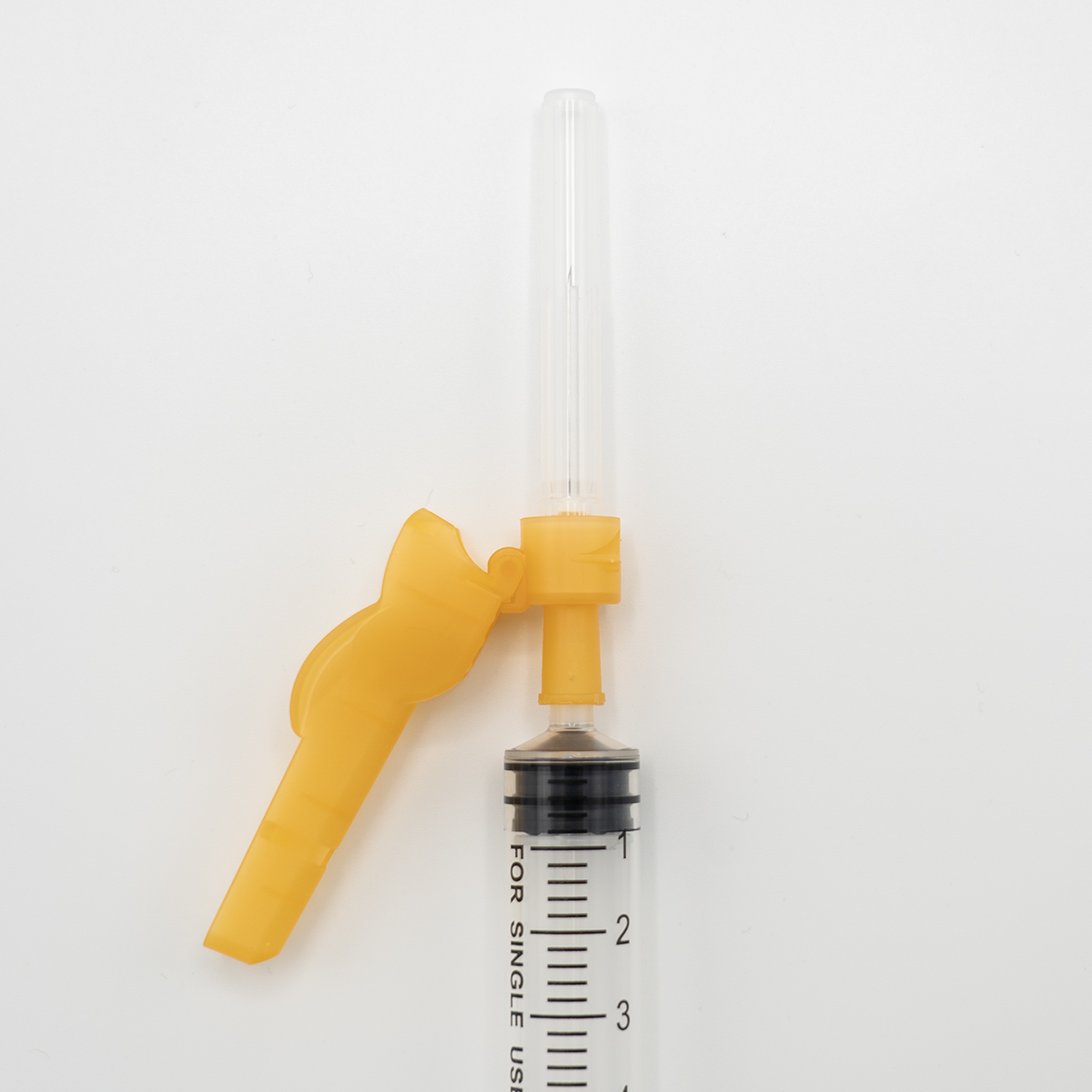 SteriFlow™ safety needles